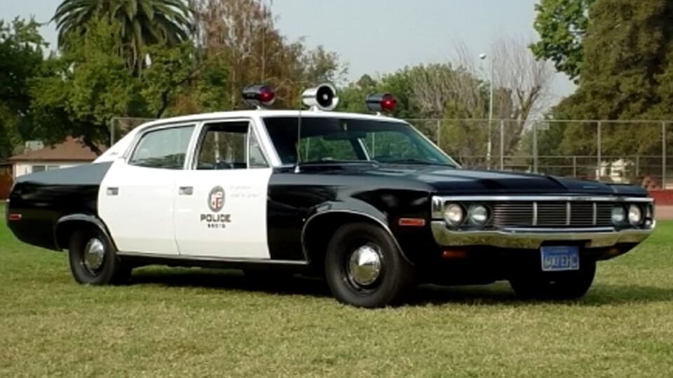 Tribute to the Classic Cop Cars of the 1970s - Pontos Auto