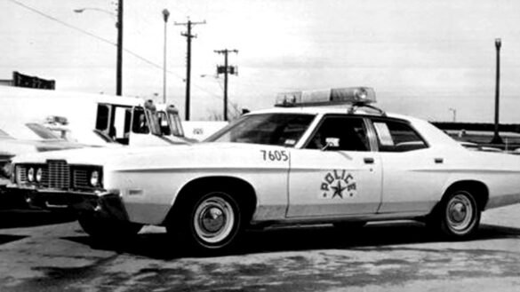 Tribute to the Classic Cop Cars of the 1970s - Pontos Auto